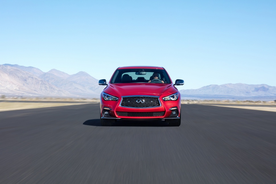 Infiniti Q50 technical specifications and fuel economy